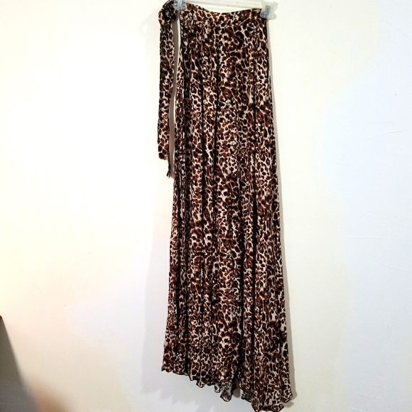 Skirts | New Maxi Nimal Print Wrap Maxi Skirt Size Xs | Poshmark
